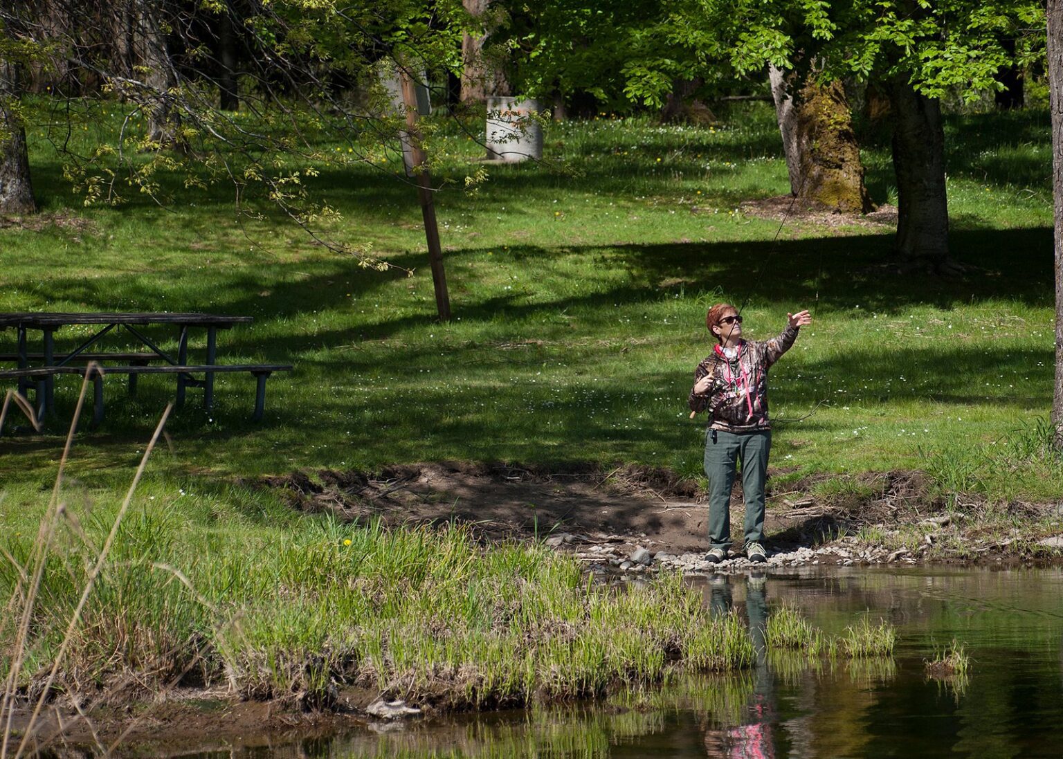 How to Get to Multnomah Falls from Portland | Envi Adventures
